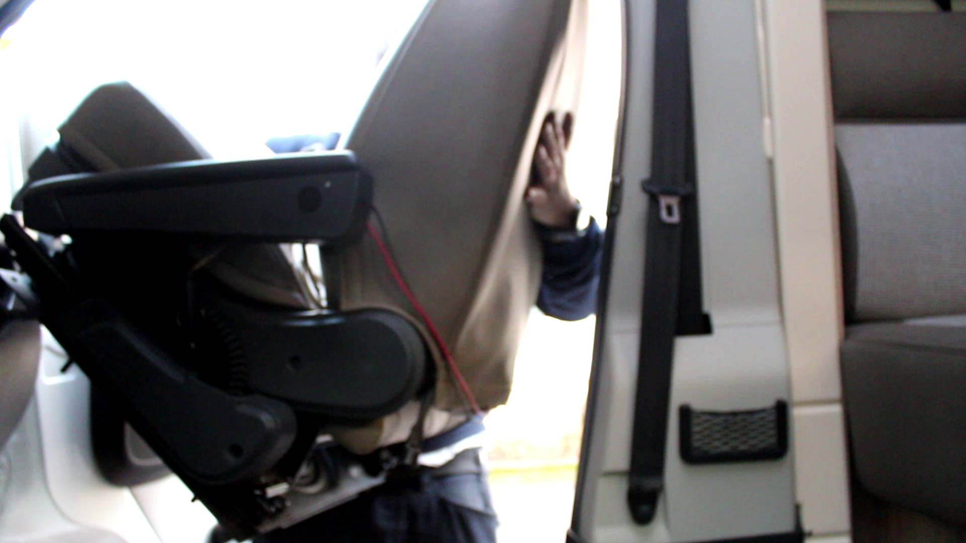 Sitze Ausbauen – Fiat Ducato TYP 250 – womoto